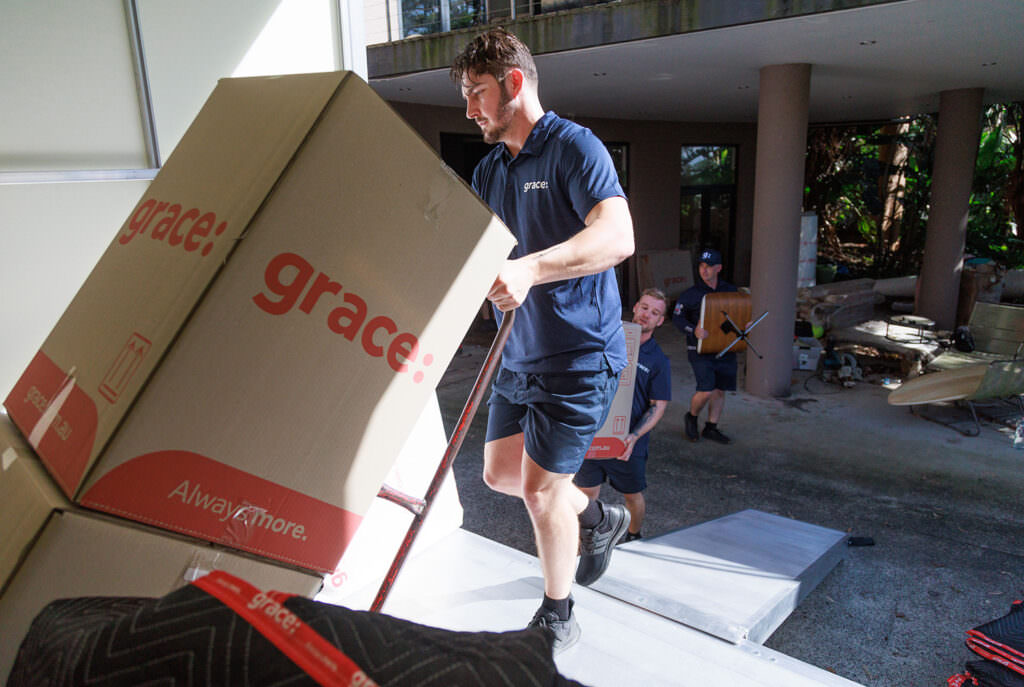 Essential Moving List Checklist - Grace Removals